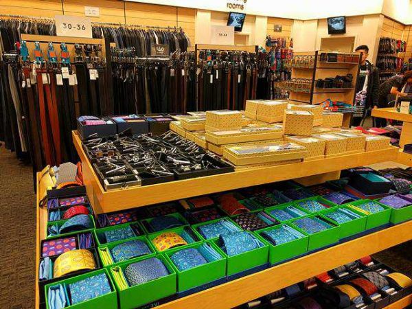 ノードストロームラック ニューヨーク ユニオンスクエア お得なアウトレットで楽しいショッピング - Petite New York