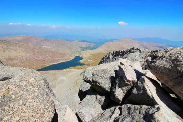 マウントエバンス デンバーから北米最高地点を走る絶景シーニックバイウェイで標高4350メートルの世界へ - Petite New York