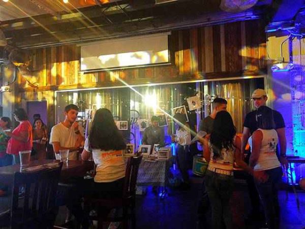 スタテンアイランドのアートな雰囲気の人気ブリュワリー フラッグシップブリューイング The Flagship Brewing Company ...