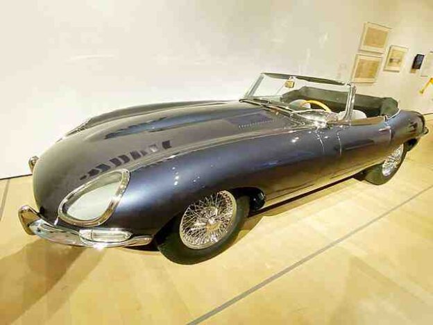 MoMA クラシックカーコレクション展 オートマニア Automania フォルクスワーゲンビートル ポルシェ911など名車が勢揃い ...