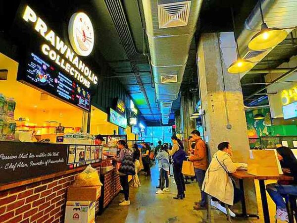 アーバンホーカー Urban Hawker ニューヨークで美味しいアジア・シンガポールグルメが楽しめるフードホール - Petite New York