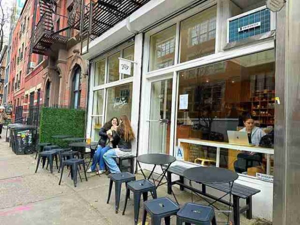 ニューヨークの北欧パン屋さん Smør Bakery ニューヨーカーが集う居心地のいいカフェ - Petite New York
