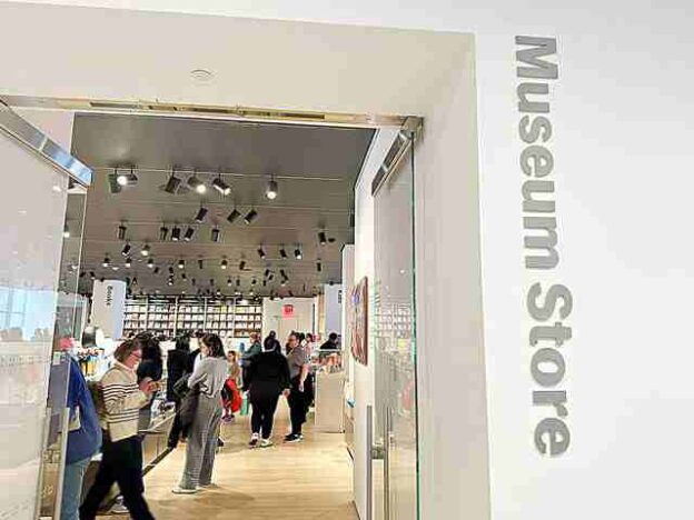 MoMA Museum Store ニューヨーク近代美術館の人気ミュージアムストア - Petite New York