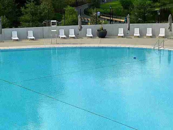 無料で楽しめる！ニューヨーク セントラルパークの巨大プール Gottesman Pool - Petite New York